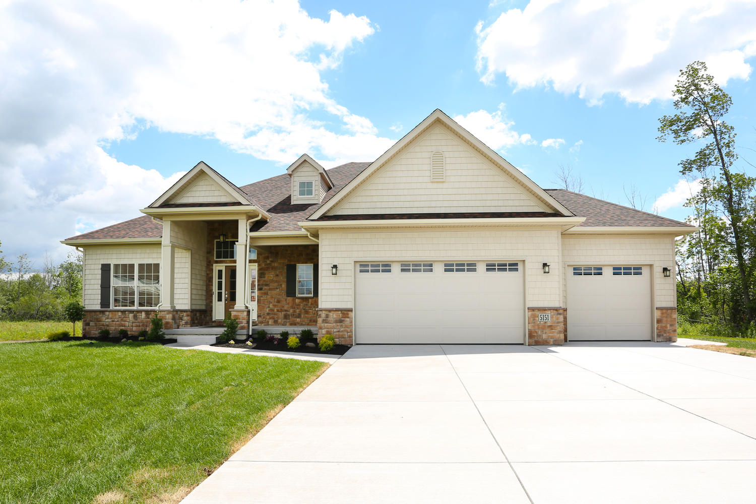 Homes for Sale & Real Estate in Western New York - MJ Peterson Real Estate